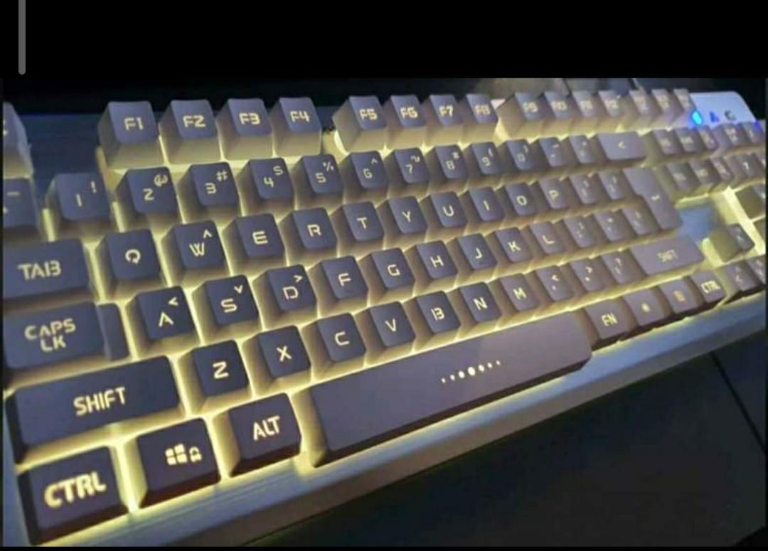 Badwolf Gaming Keyboard Savior BK800 brand new, Computers & Tech, Parts ...