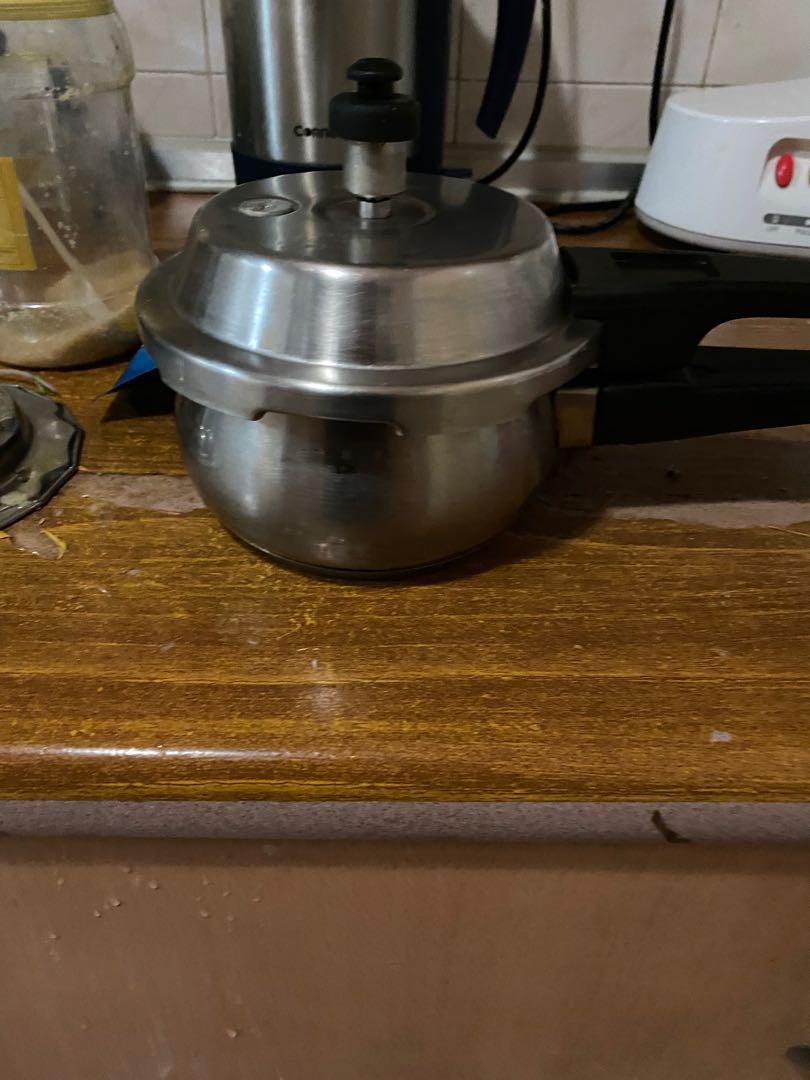 Garuda pressure cooker, Home Appliances, Kitchenware on Carousell