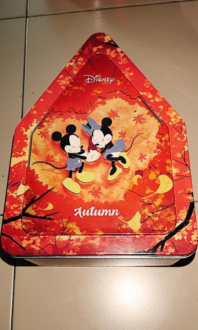 Limited Edition Mickey&Minnie Mouse Kit Kat Storage Box, Everything ...