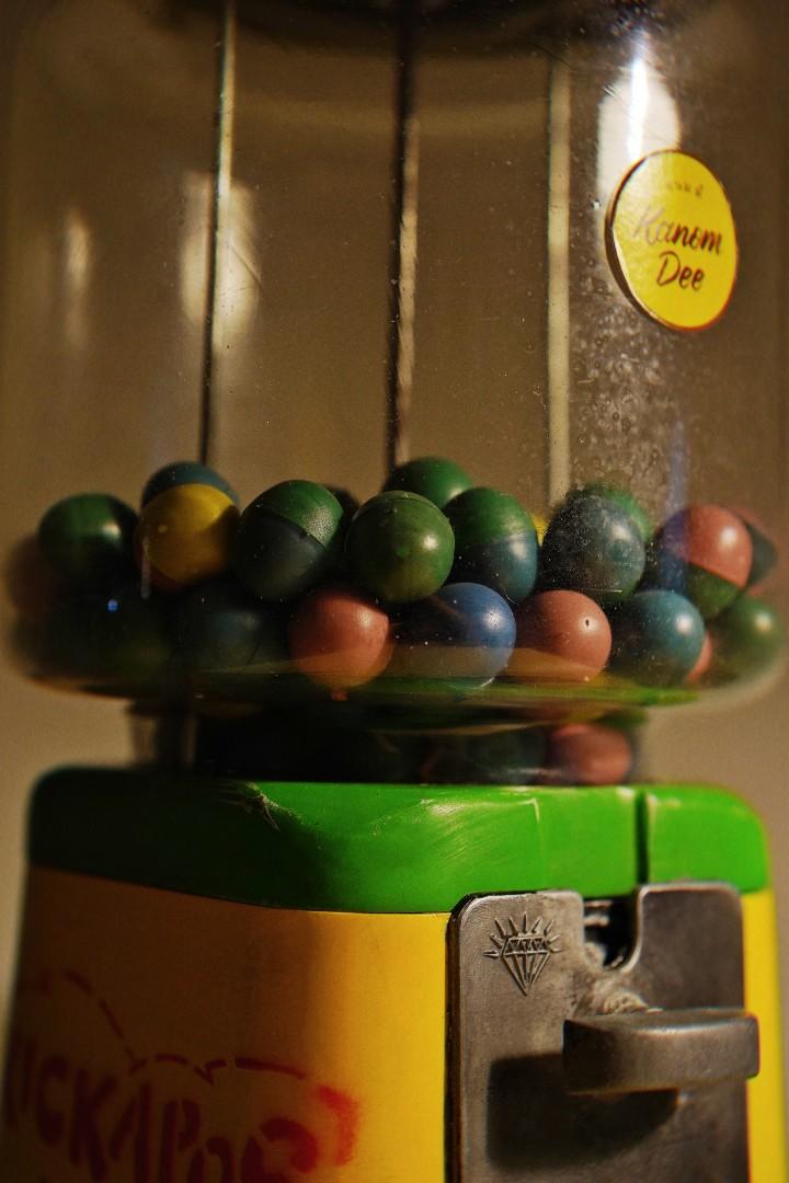 Thailand Gachapon Machine, Hobbies & Toys, Collectibles & Memorabilia ...