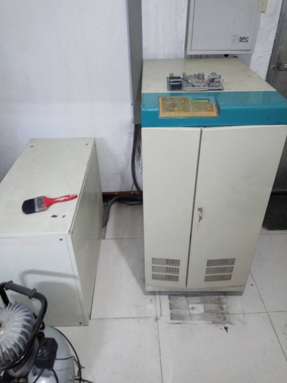 Uninterruptible Power Supply (UPS) With Internal Isolation Transformer ...