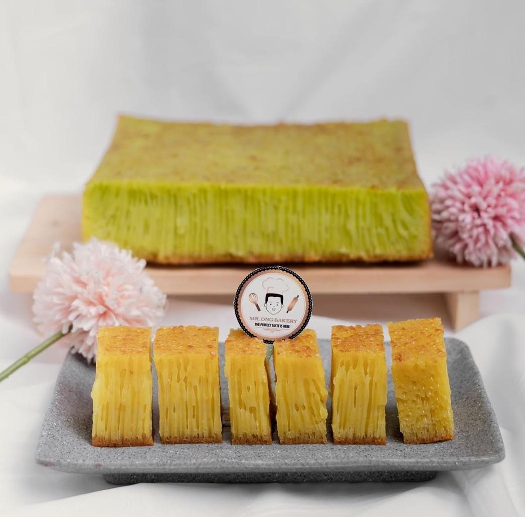 Batam BIKA AMBON (HONEY CAKE), Food & Drinks, Packaged & Instant Food ...