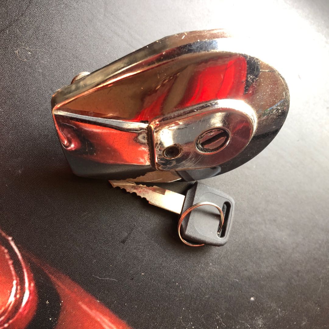 Honda Clubman GB250 Cafe Racer gas cap cover, Motorbikes, Motorbike ...