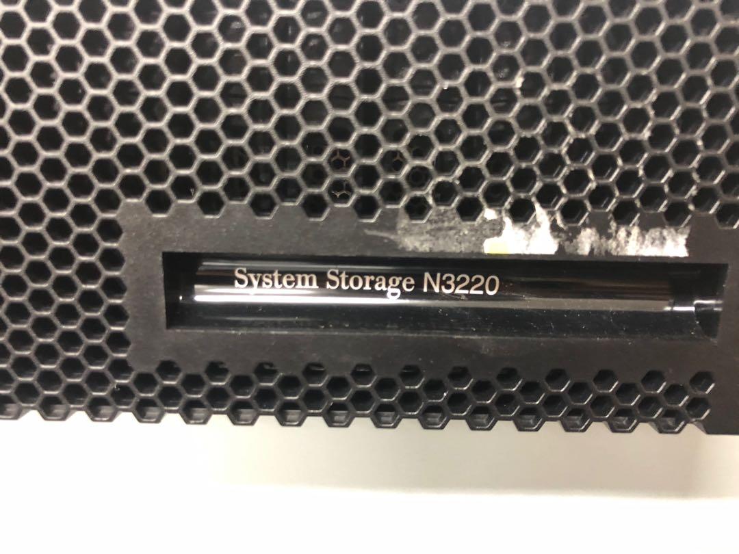 IBM System Storage N3220 2857-A22 兩片控制板 兩個 ups 24個 2.5寸硬盤位, 家庭電器, 轉插器及 ...