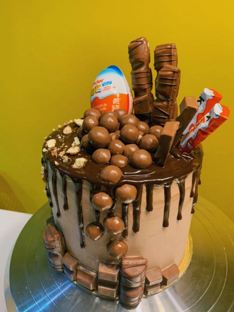 Kinder Cake, Food & Drinks, Homemade Bakes on Carousell