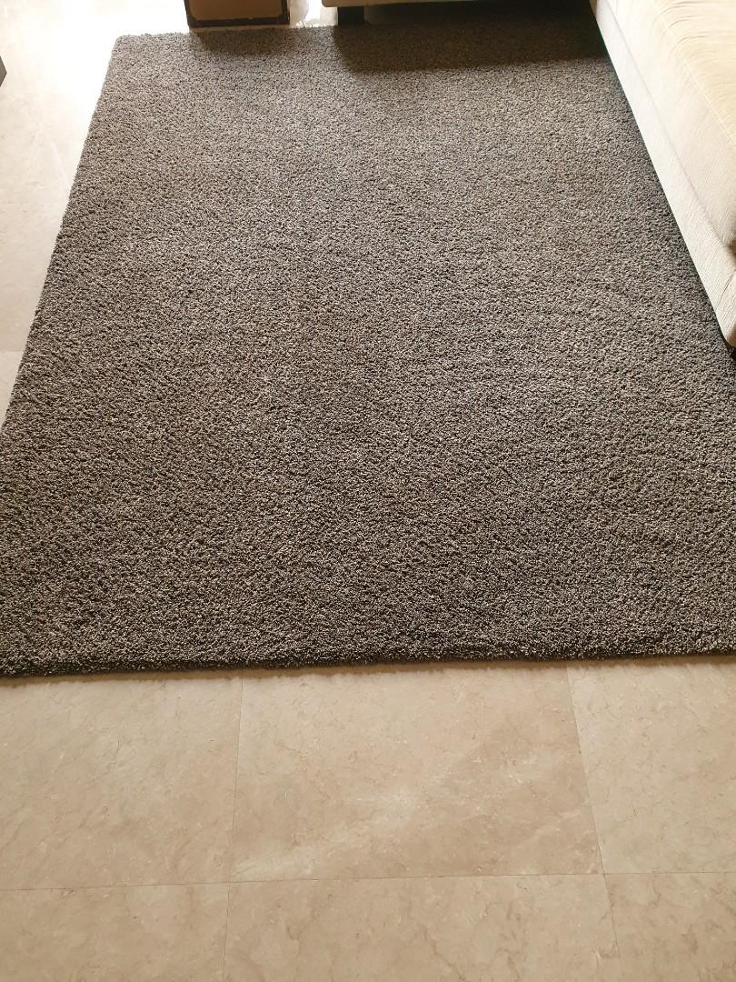 Large brown rug 2.4m x 1.75m, Furniture & Home Living, Home Decor ...