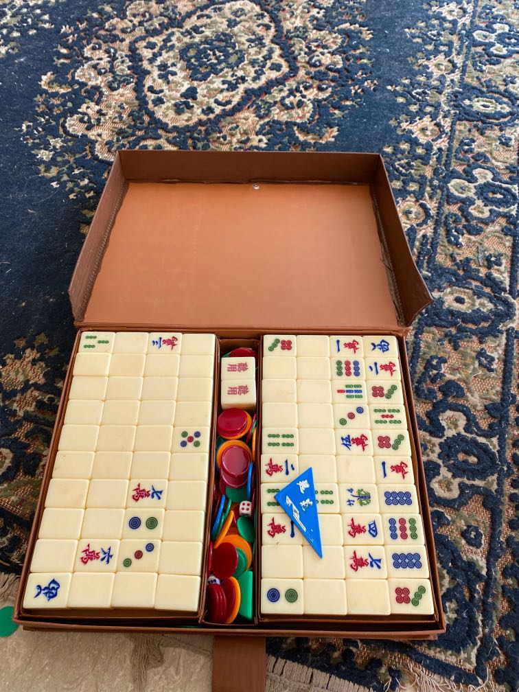 Mahjong set (A1), Hobbies & Toys, Toys & Games on Carousell