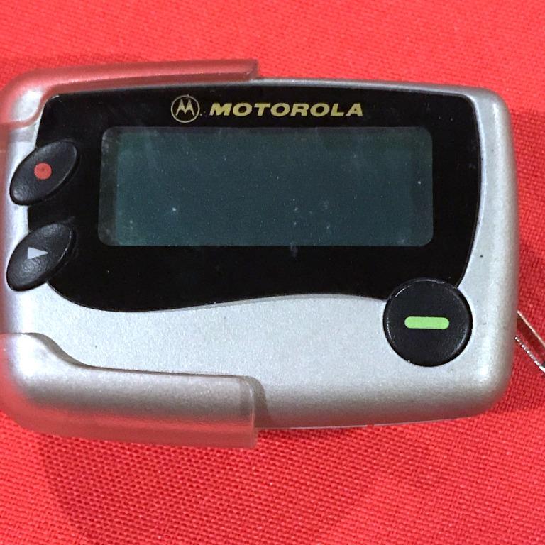 Motorola Pager (silver) from the mid/late 90s with holster - DOES NOT ...