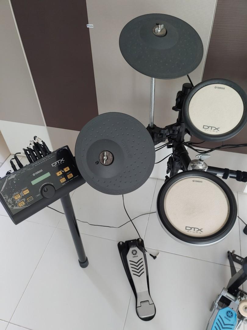 Yamaha DTX500 Drum Set and Chair X 1, Hobbies & Toys, Music & Media ...