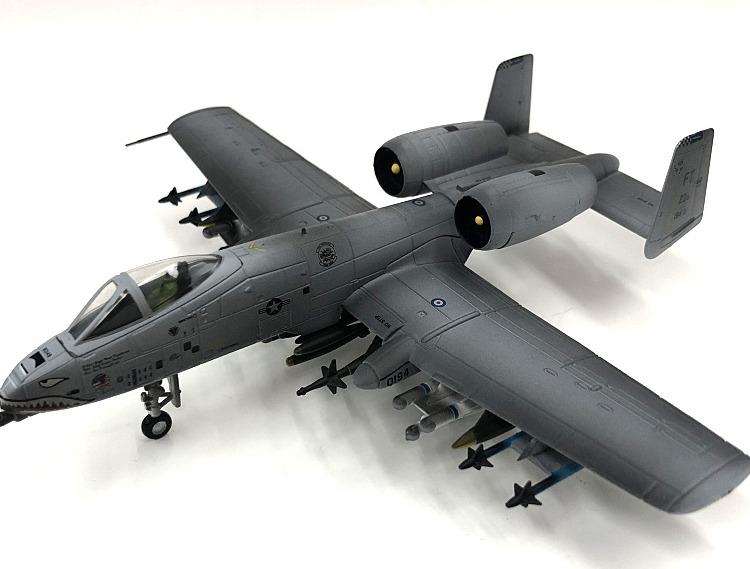 A-10 Aircraft Model (1:100), B-2A Spirit Bomber Model (1:200), B-29 ...