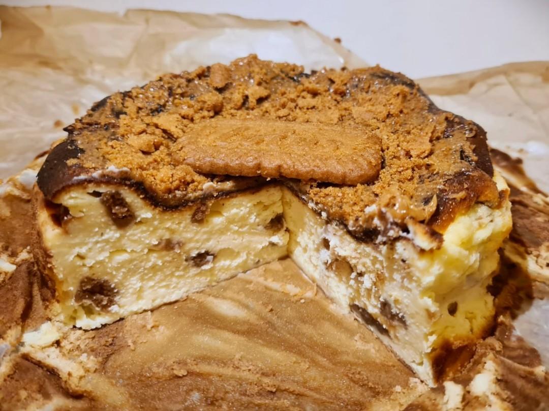 Basque burnt cheesecake (lotus biscoff), Food & Drinks, Homemade Bakes ...