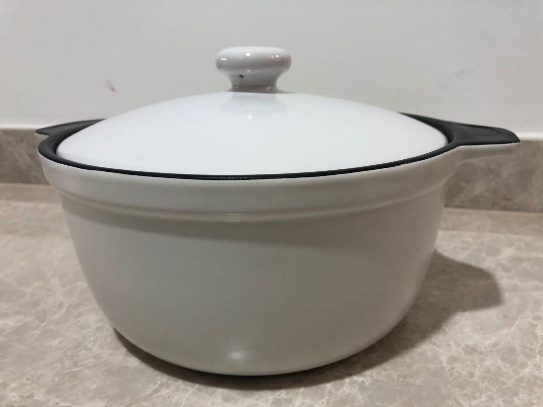 BNIB Maxwell Williams Non-stick Microstoven Stoneware Round Casserole ...
