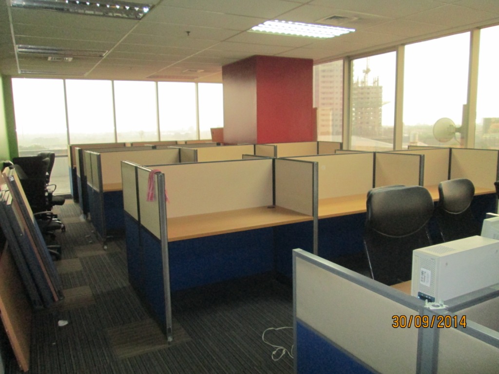 CALL CENTER WRK OFFICE PARTITIONS, Furniture & Home Living, Office ...