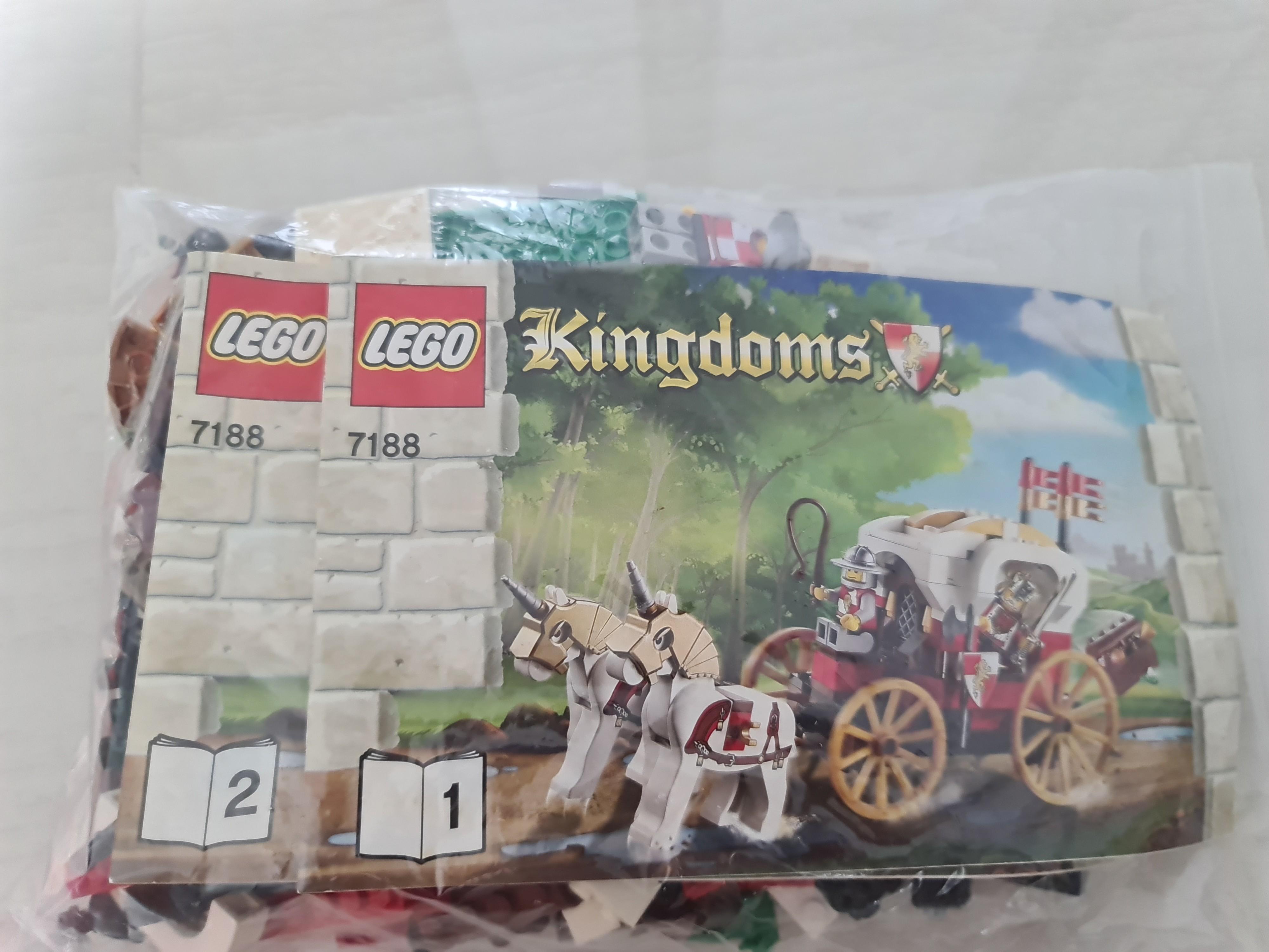 Lego Kingdoms King's Carriage Ambush 7188, Hobbies & Toys, Toys & Games ...
