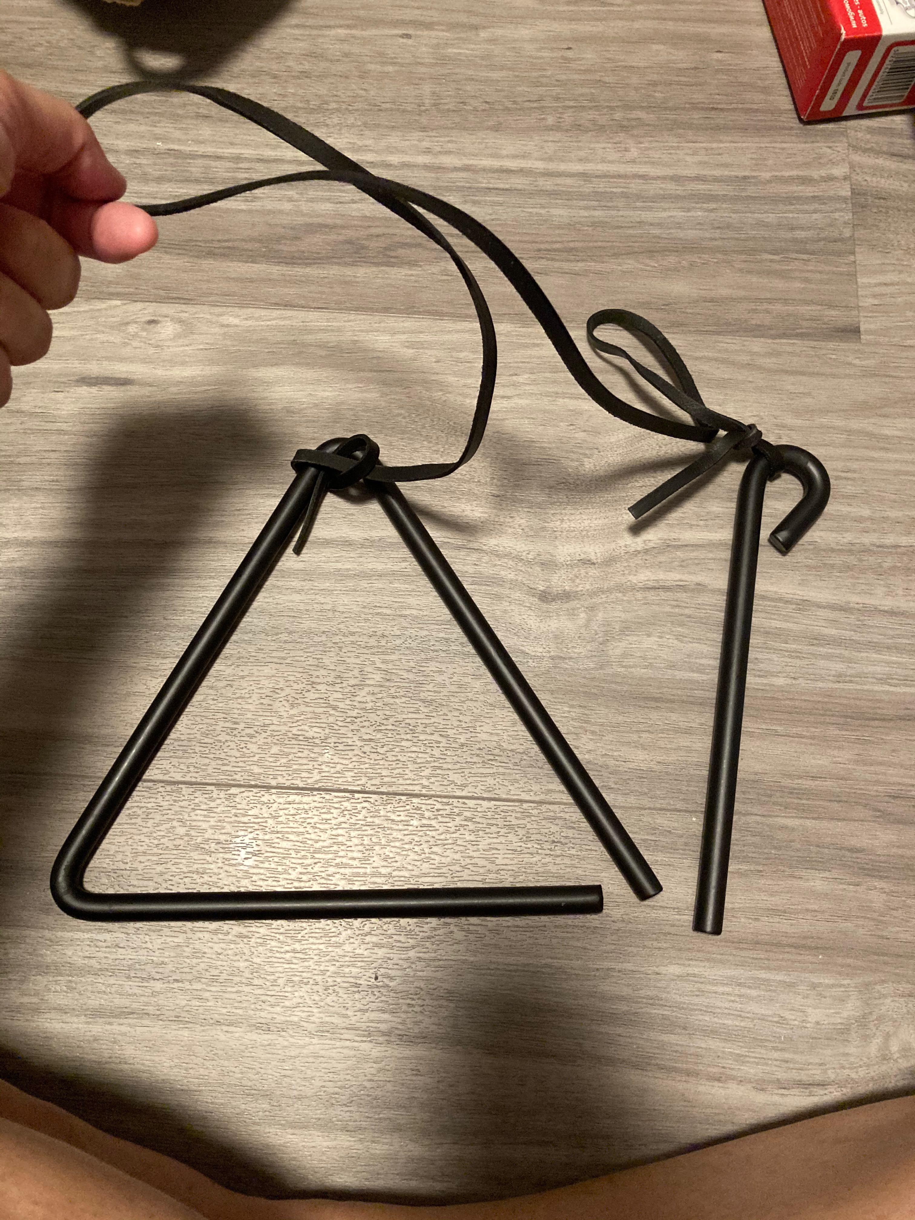 Lodge cast iron chuck wagon dinner bell triangle musical instrument ...