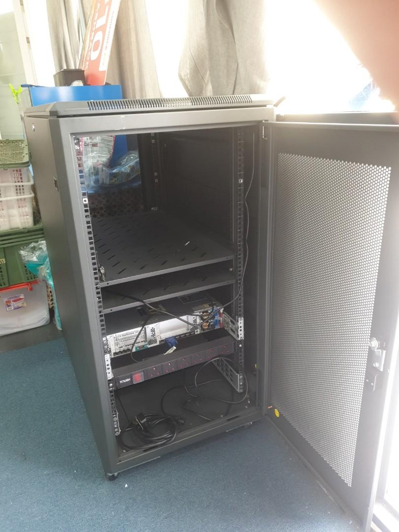 Server rack (tough), Furniture & Home Living, Home Improvement ...