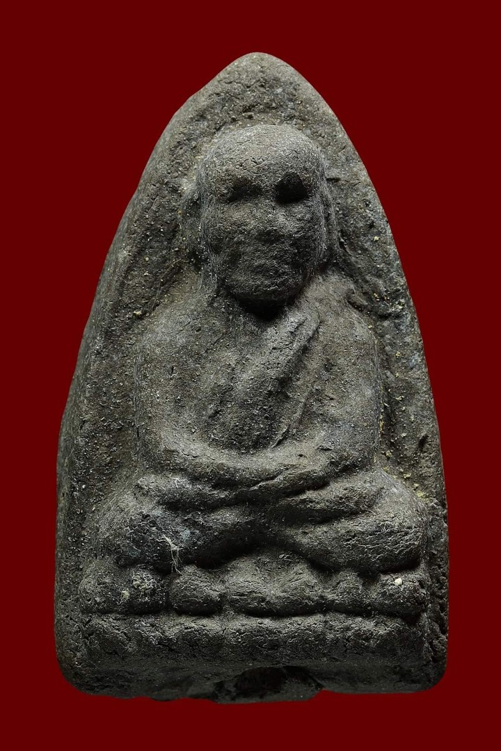 Thai amulet lp thuad ac nong wat saikow 2540 silver takrut, Hobbies ...