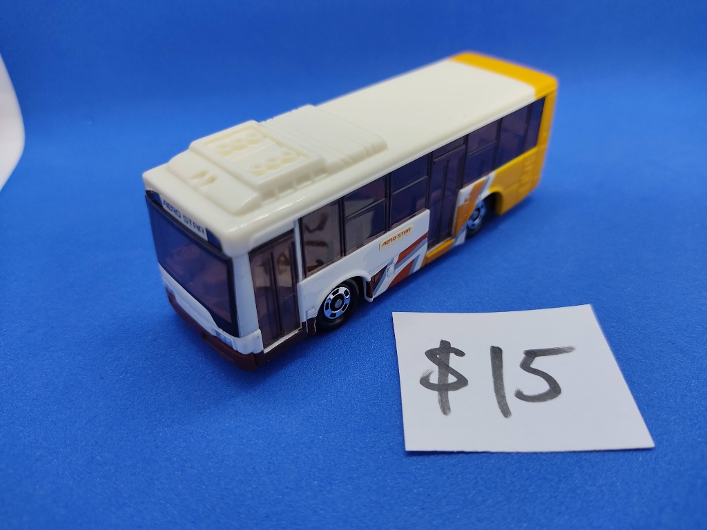 Tomica No. 93 Mitsubishi Fuso Aero Star, Hobbies & Toys, Toys & Games on Carousell