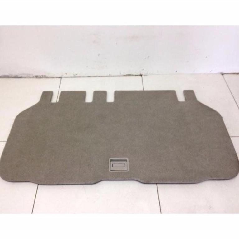 Toyota Estima Rear Boot Cover, Car Accessories, Accessories on Carousell