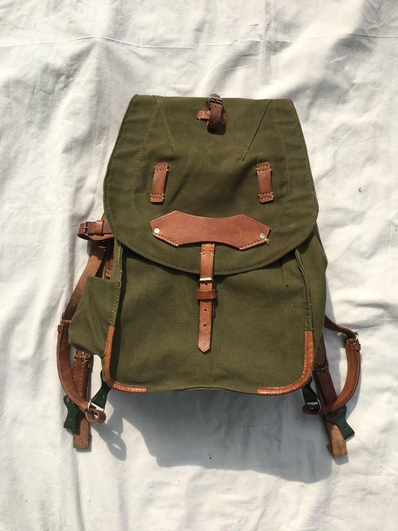 Vintage Romanian military rucksack, Fesyen Pria, Tas & Dompet , Lainnya ...