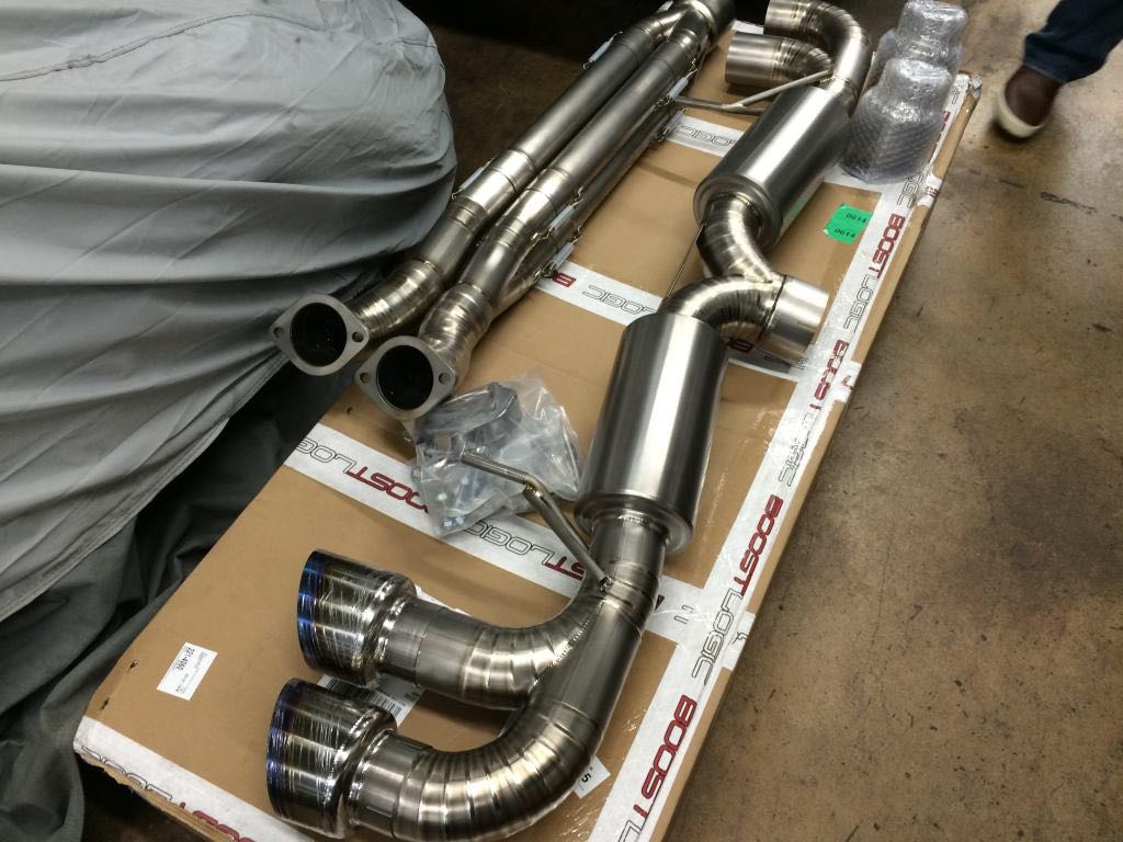 BoostLogic GTR R35 Formula Series Titanium Quadzilla Midpipe Y pipe ...