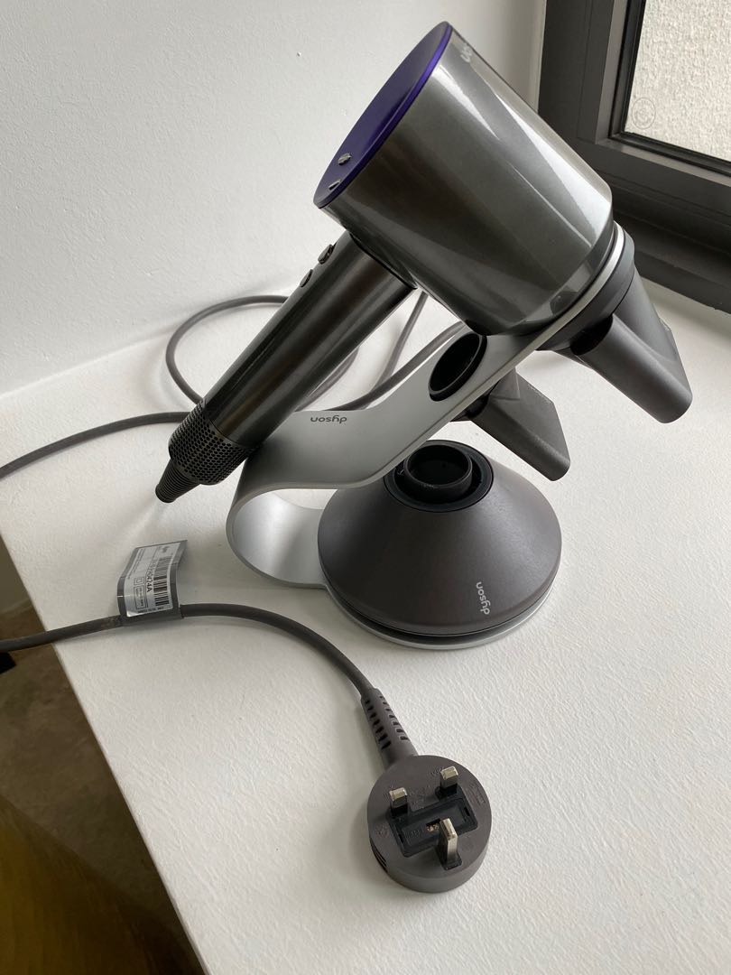 Dyson Supersonic in purple, Health & Beauty, Hair Care on Carousell