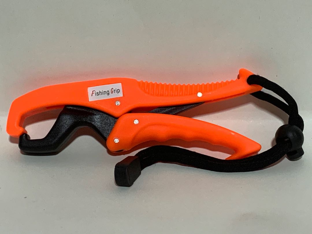 Fish grip, Sports Equipment, Fishing on Carousell