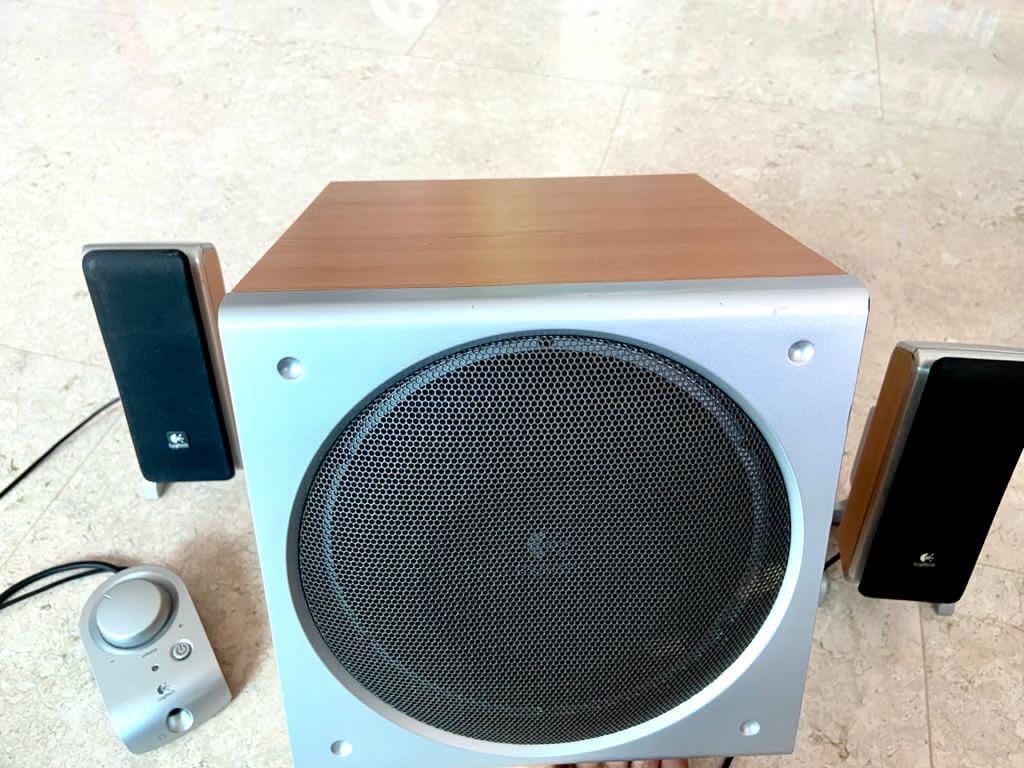 Logitech Z3 speaker system, Audio, Soundbars, Speakers & Amplifiers on ...