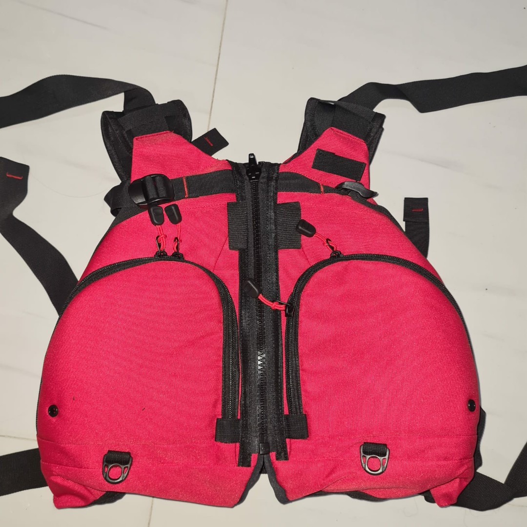 Kayak PFD / Lifejacket, Sports Equipment, Sports & Games, Water Sports on Carousell