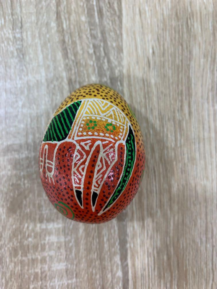 Rare hand painted Australia Aboriginal art musical egg shaker, Hobbies ...