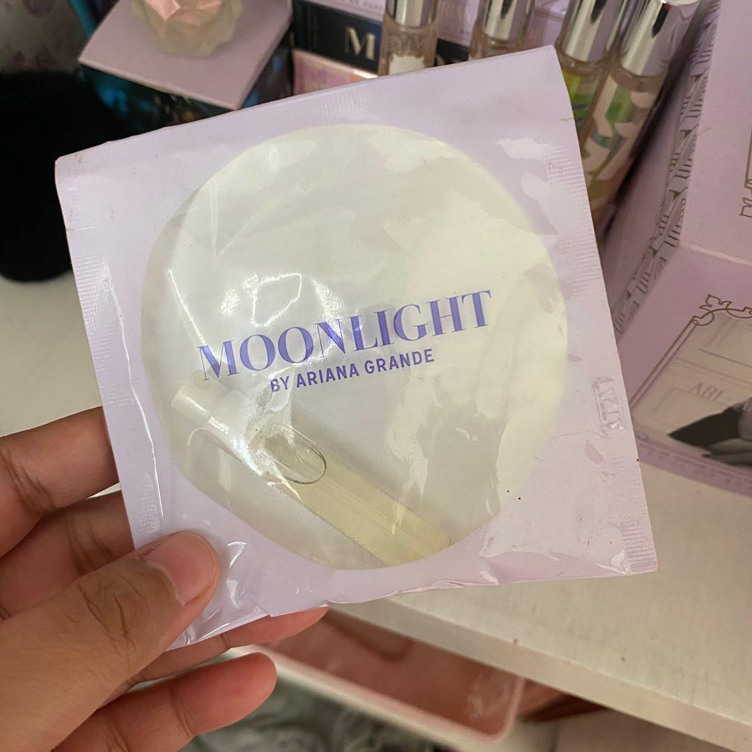 Ariana grande moonlight mini, Beauty & Personal Care, Fragrance ...