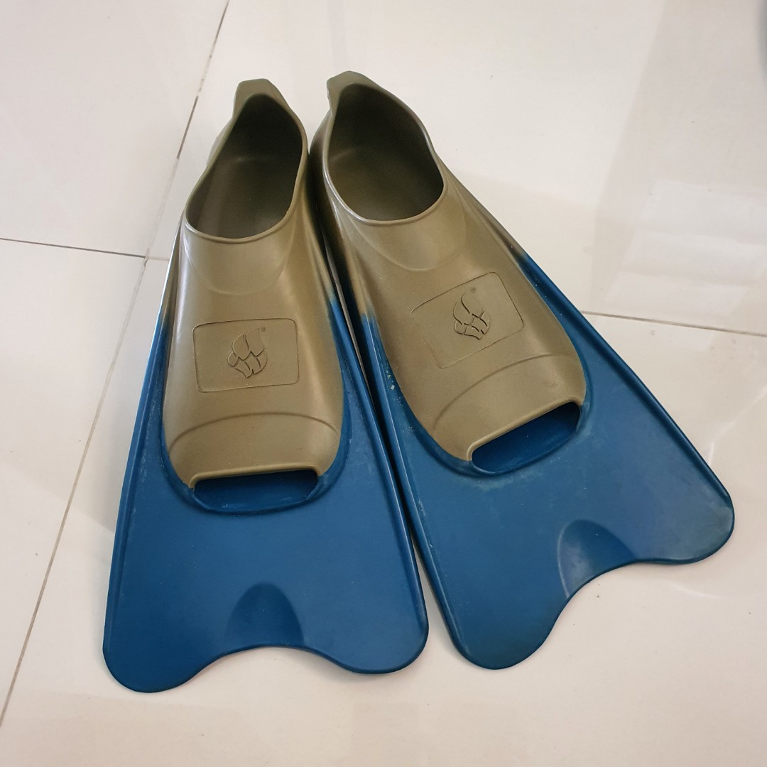 Flipper, Sports Equipment, Sports & Games, Water Sports on Carousell