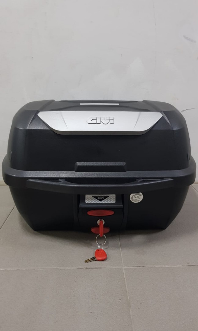 Givi Box E43 with Givi rack and Givi base plate, Motorcycles ...