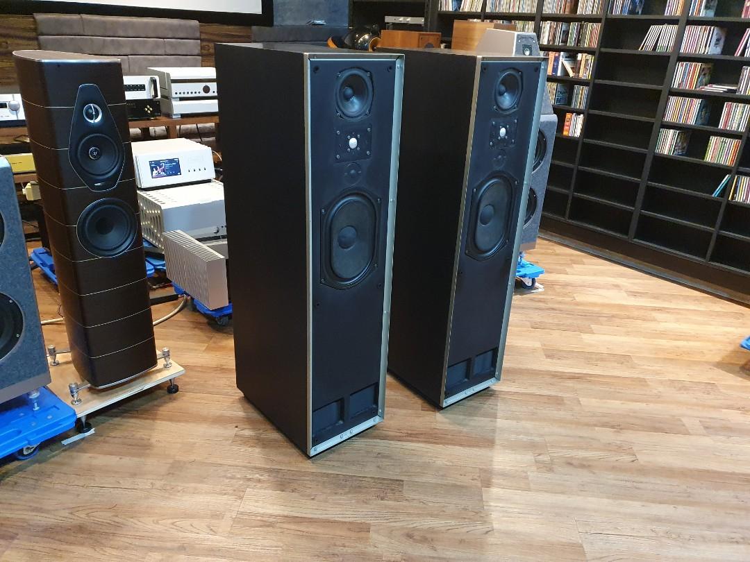 TDL Monitor Transmission Line speaker, Electronics, Audio on Carousell