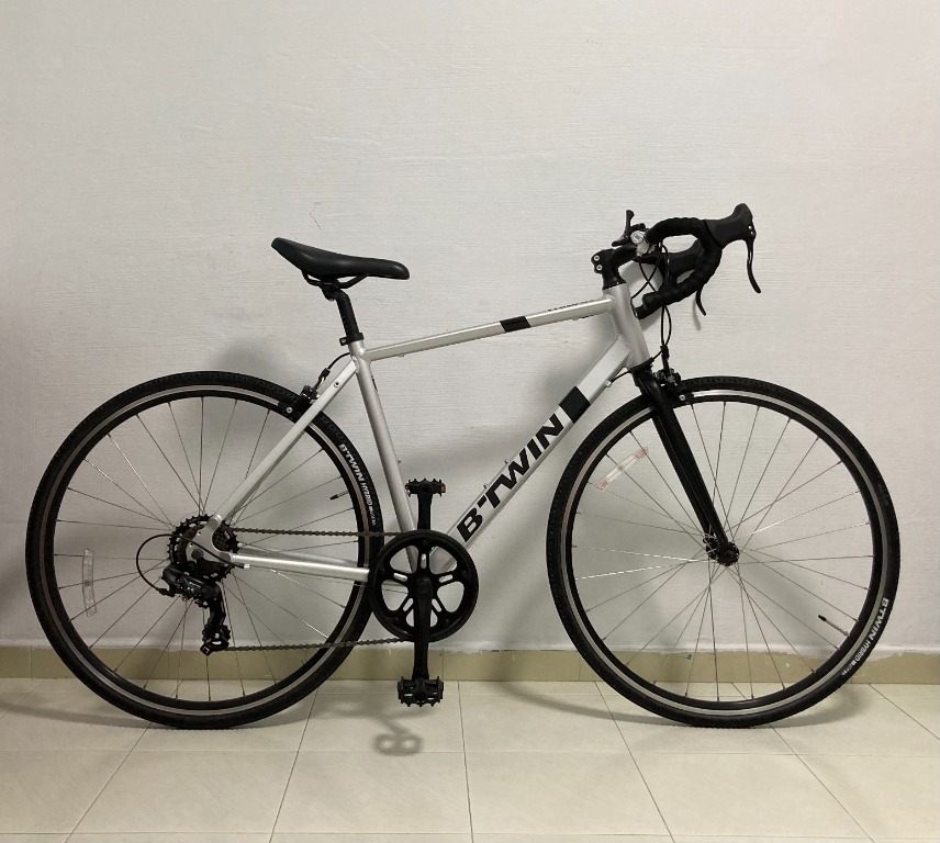 Triban 100 Road Bike, Sports Equipment, Bicycles & Parts, Bicycles on ...