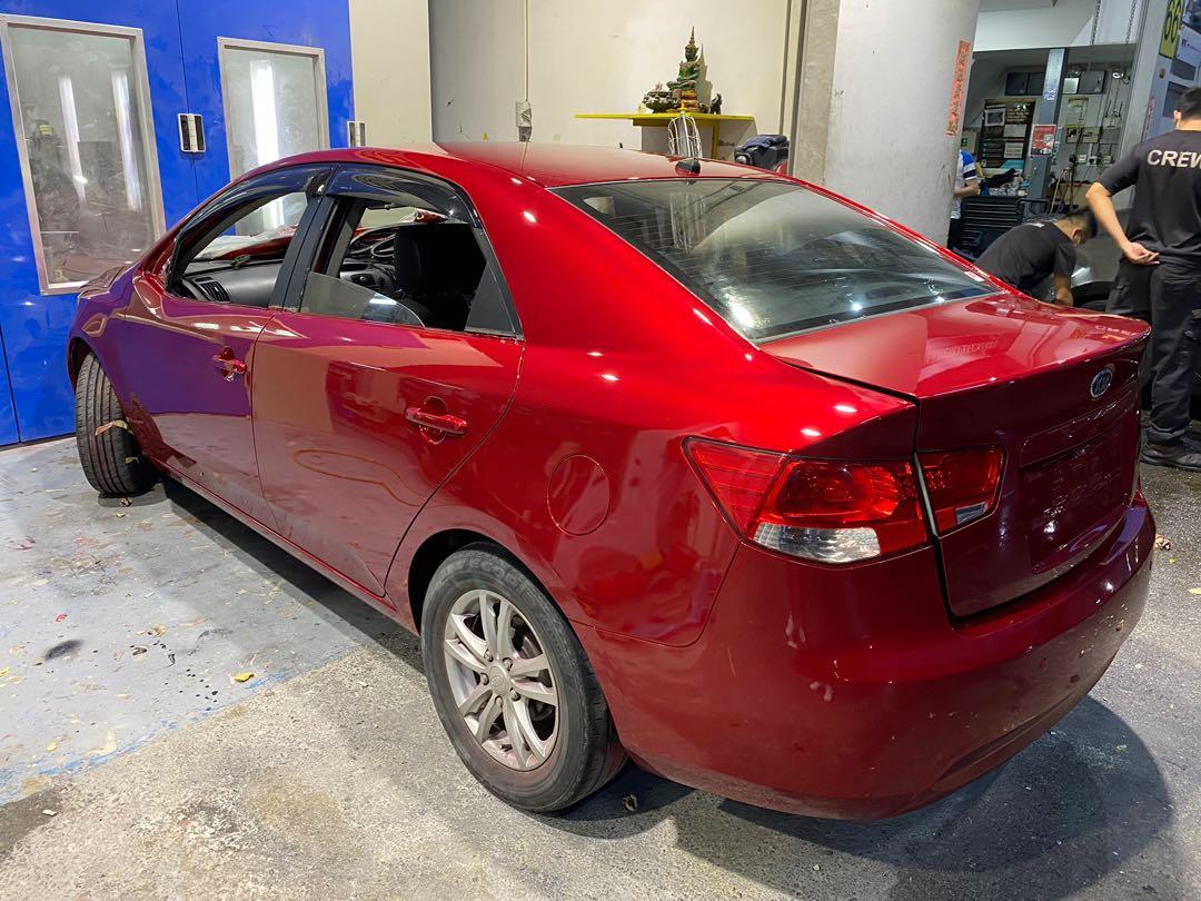 Candy red spray, Car Accessories, Car Workshops & Services on Carousell