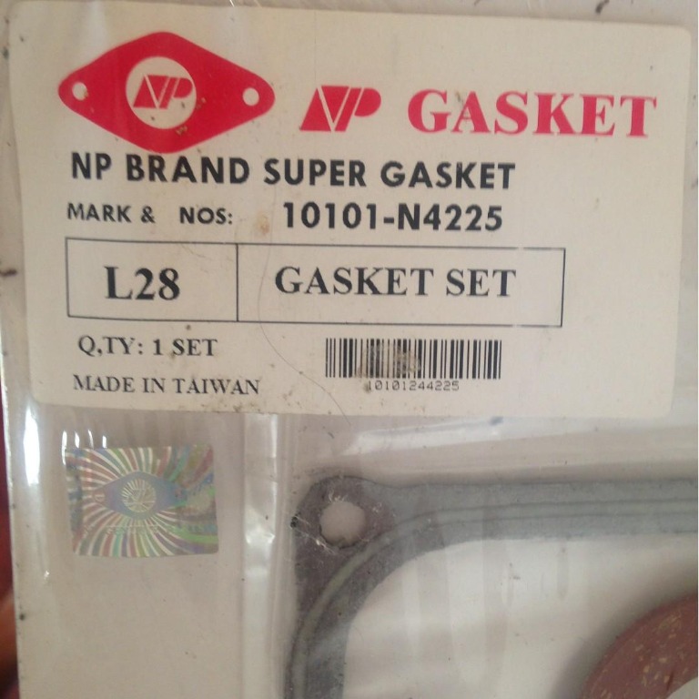 Datsun L28 Engine Gasket set & silcon bush set, Car Parts & Accessories ...
