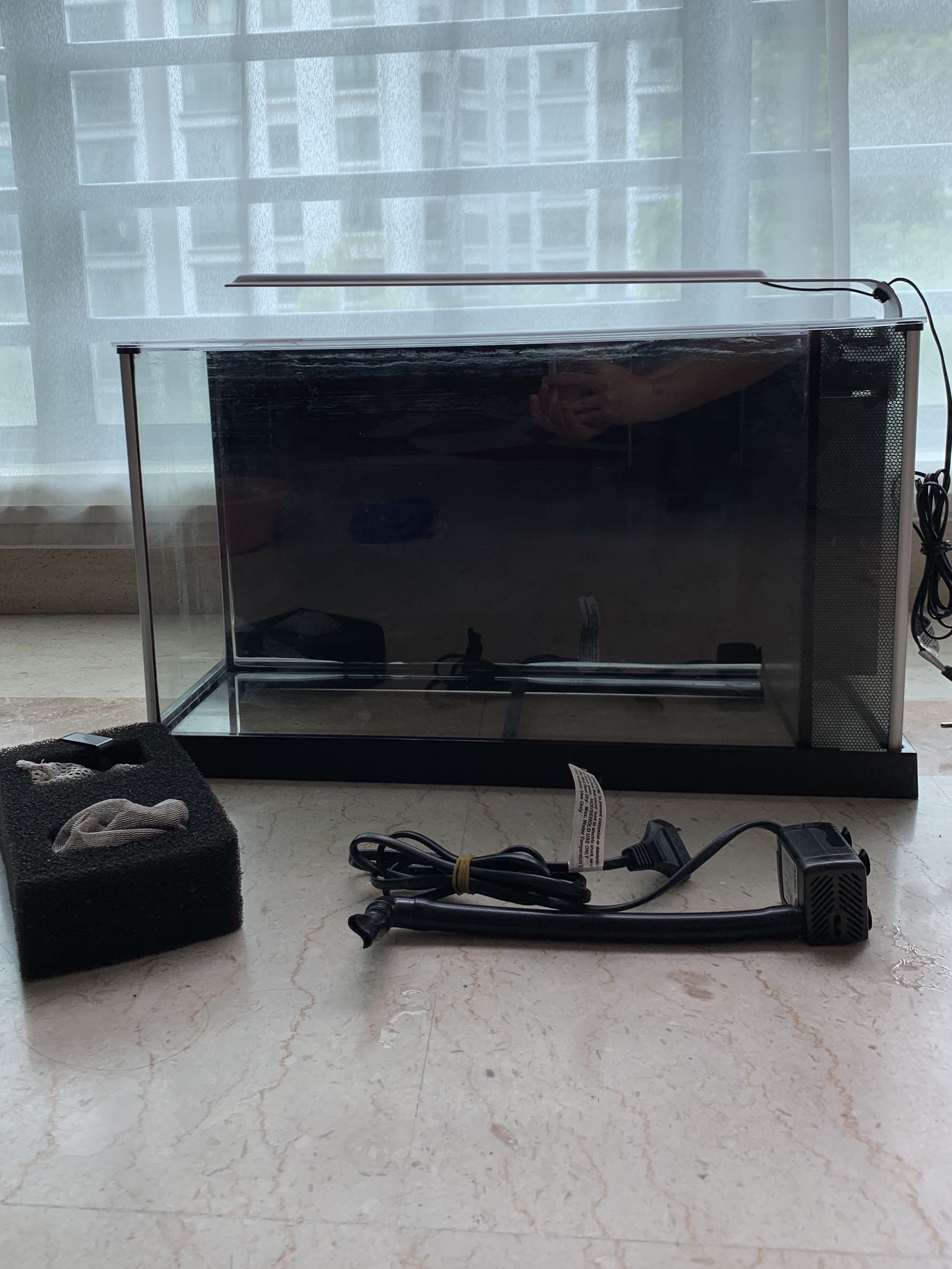Fluval Spec 19L Fish Tank in black, Pet Supplies, Homes & Other Pet ...