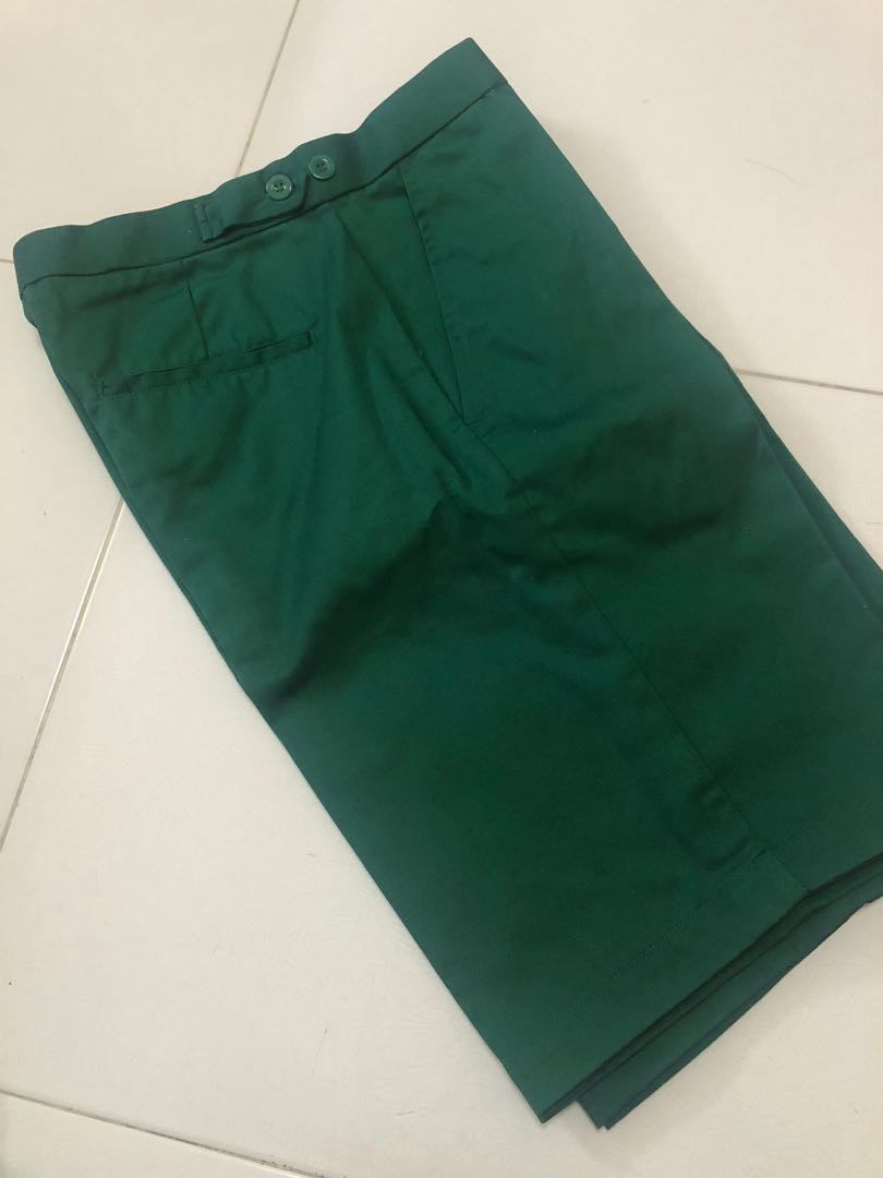 FREE Dark Green Uniform Shorts, Men's Fashion, Bottoms, Shorts on Carousell