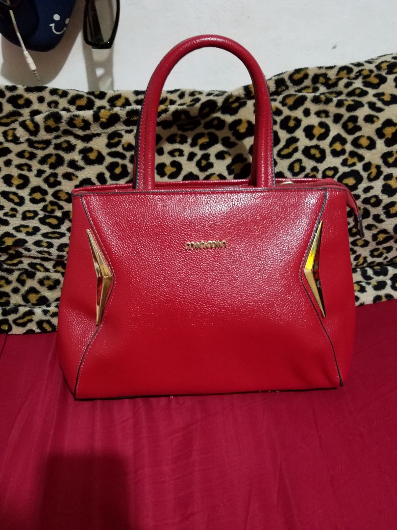 Minmin bag, Women's Fashion, Bags & Wallets, Tote Bags on Carousell
