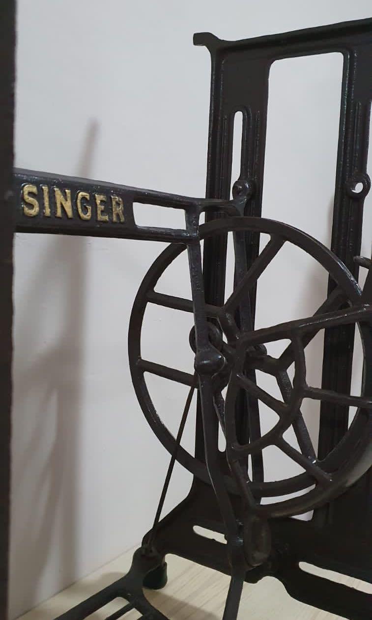 Singer sewing machine leg, Furniture & Home Living, Furniture, Other ...