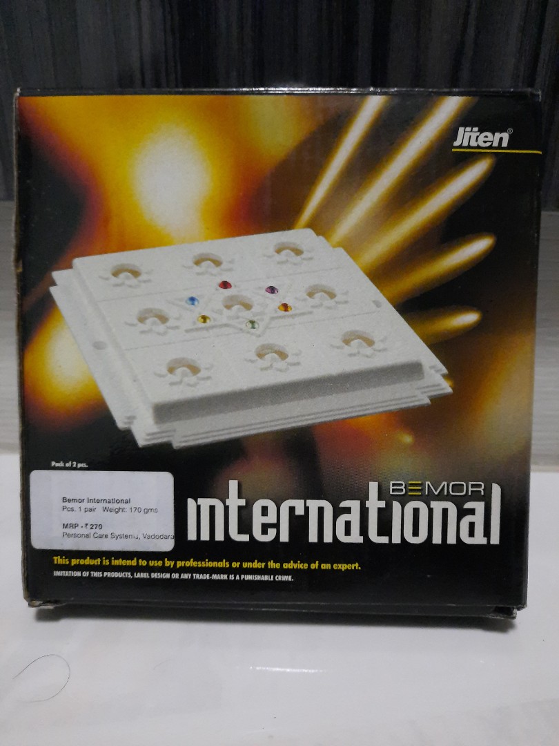 Jiten Pyramid Plastic Bemor International Yantra, Women's Fashion ...