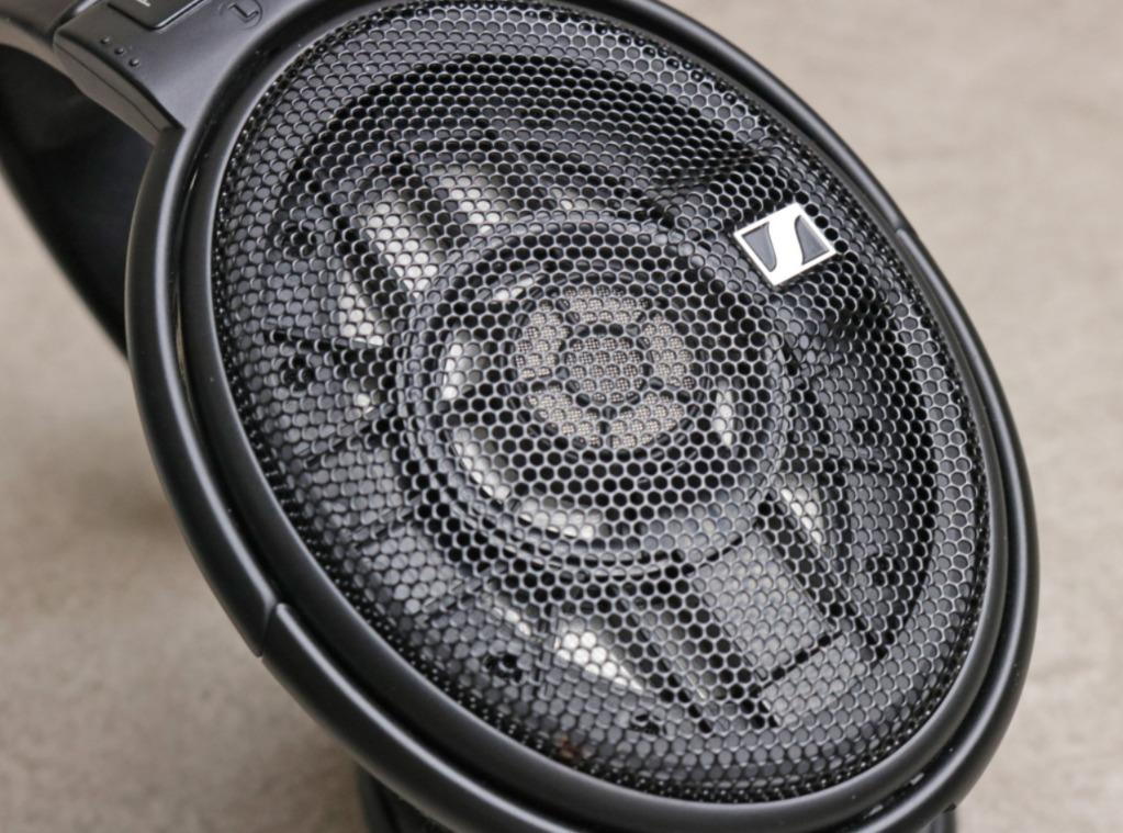 Sennheiser HD660s, Electronics, Audio on Carousell