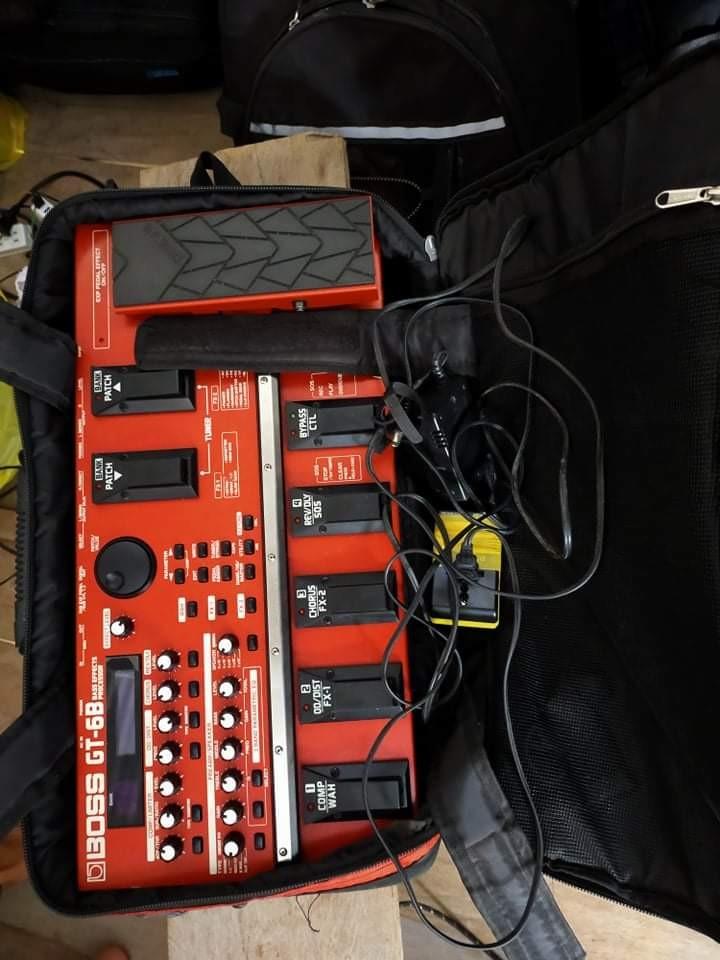 BOSS GT-6B Bass effects processor, Hobbies & Toys, Music & Media, CDs ...