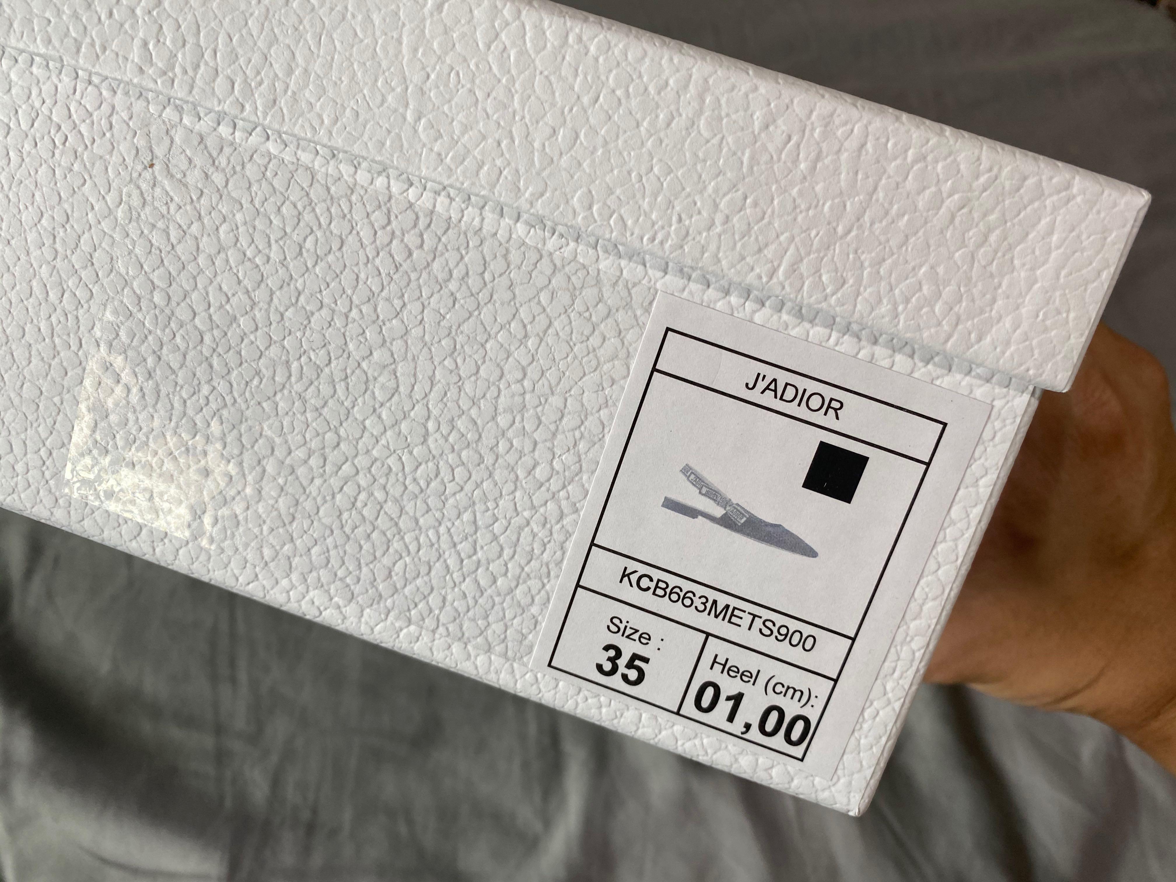 Christian Dior gold wording shoebox L31cm W21cm H11cm, Luxury ...