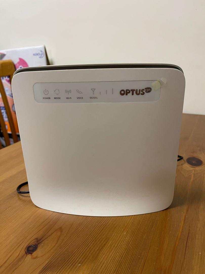 Huawei Optus 4G router, 電腦＆科技, 電腦周邊及配件, Wifi及上網相關產品 on Carousell