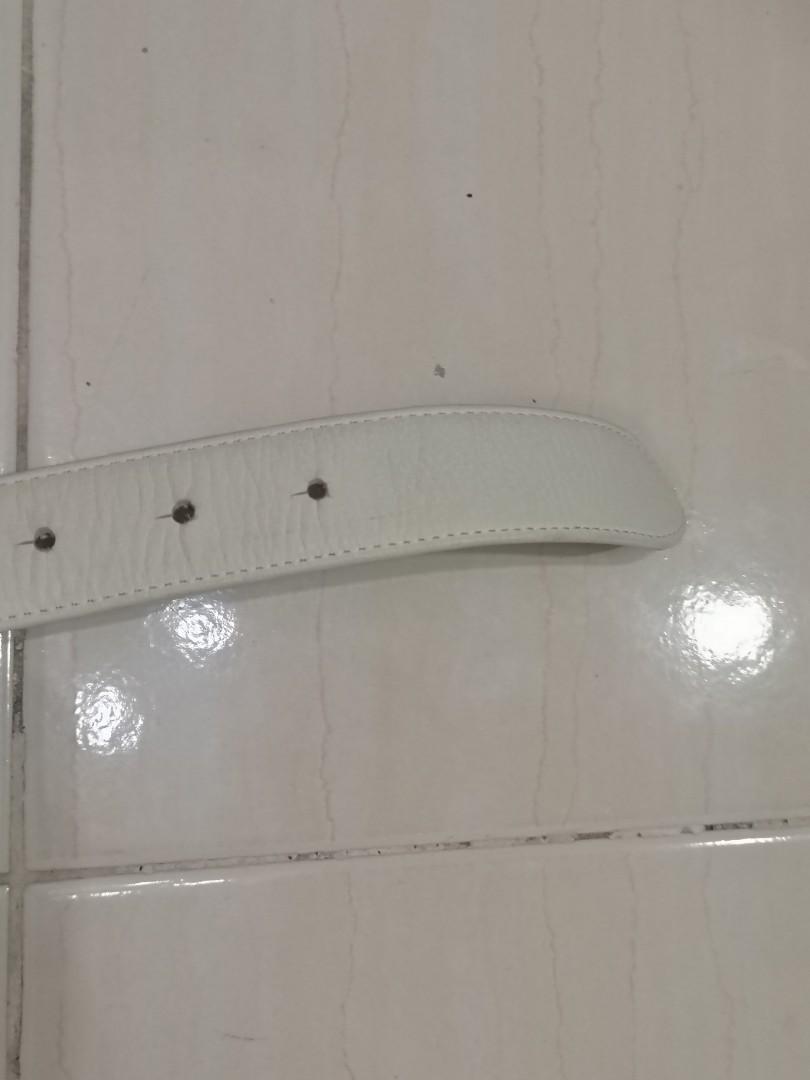 Lancel belt putih, Men's Fashion, Watches & Accessories, Belts on Carousell