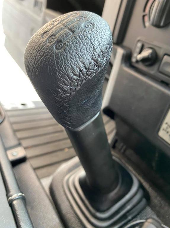 Land Rover Defender Puma 2 2 2 4 Series Main Gear Lever Replacement
