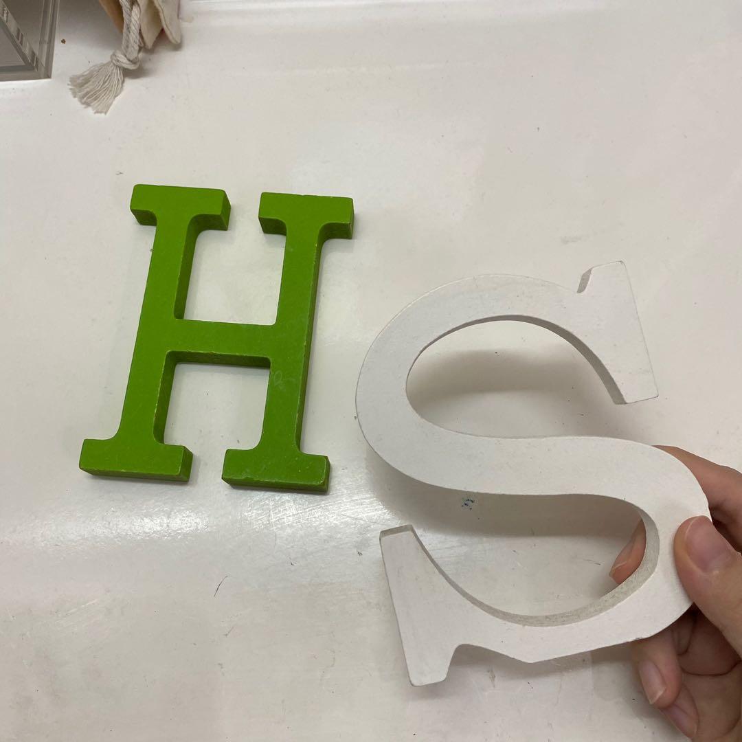 Tulisan alphabet, Desain & Kerajinan Tangan, Lainnya di Carousell