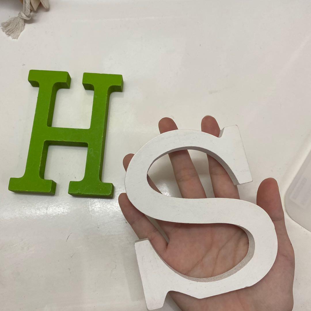 Tulisan alphabet, Desain & Kerajinan Tangan, Lainnya di Carousell